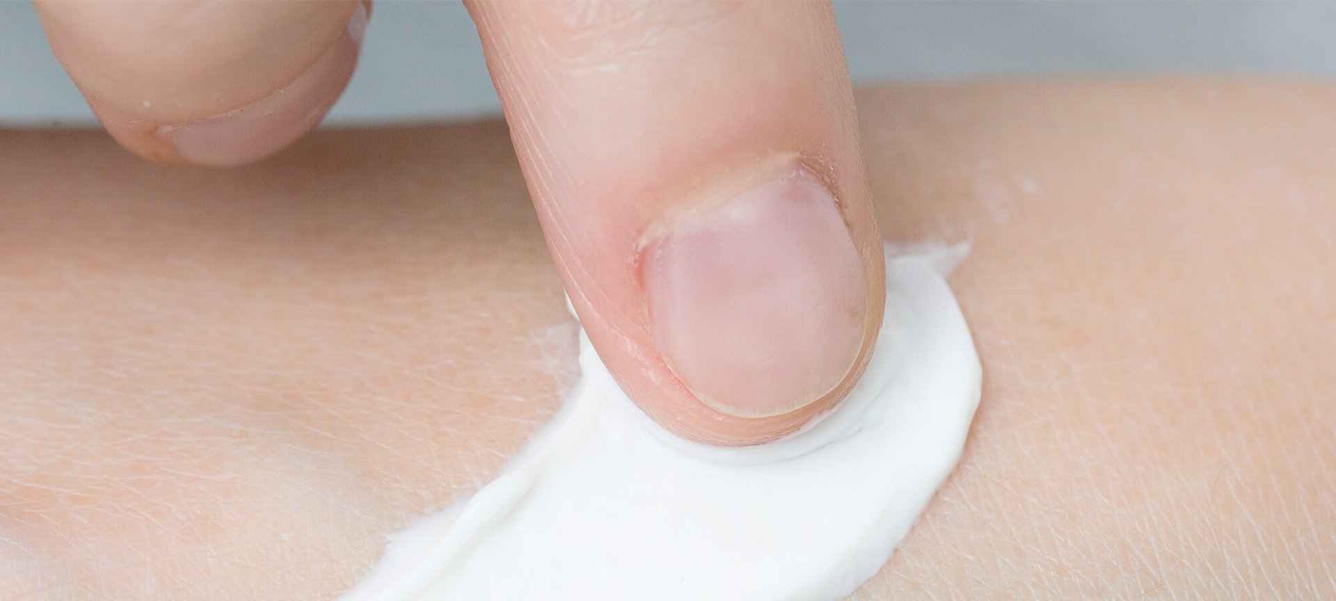 5 Skin Care Tips To Soothe My Sensitive Skin - L'Oréal Paris